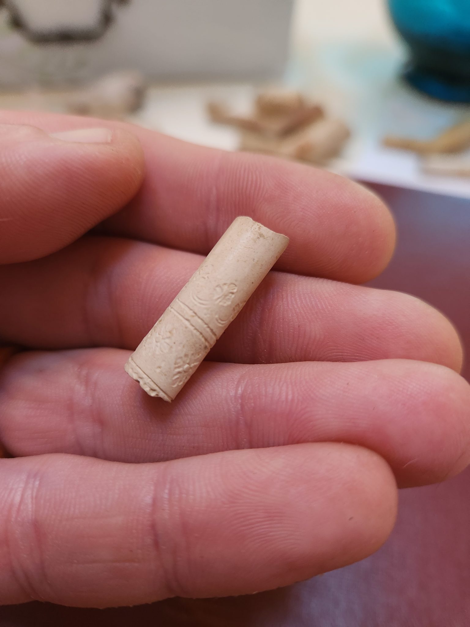 Dating Colonial Pipes and Pipestems | Todd's Archives